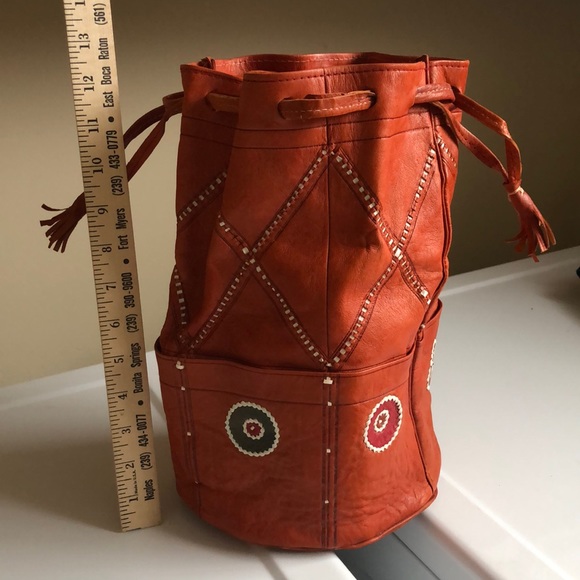 Bags | Vintage Bucket Style Leather Drawstring Purse | Poshmark